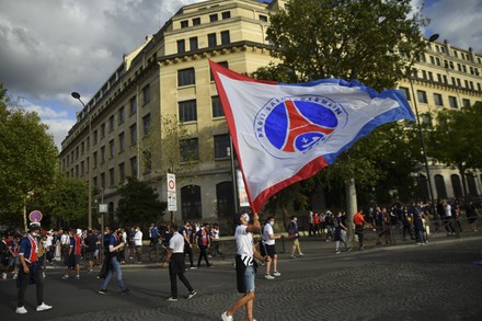 Paris Saint Germain Fans Taunt French Editorial Stock Photo - Stock ...