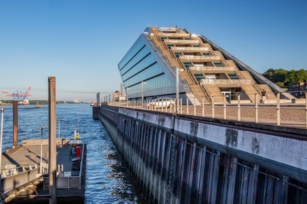 750 Commercial harbour Stock Pictures, Editorial Images and Stock ...