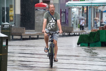 Wet weather, Bromley, South East London, UK - 16 Aug 2022 Stock ...