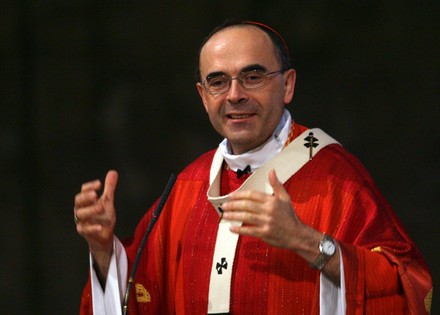 500 Cardinal barbarin Stock Pictures, Editorial Images and Stock Photos ...