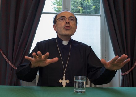 500 Cardinal barbarin Stock Pictures, Editorial Images and Stock Photos ...