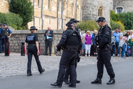 250 British army security guard Stock Pictures, Editorial Images and ...