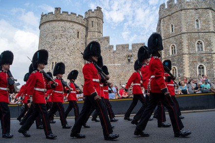 250 British army security guard Stock Pictures, Editorial Images and ...