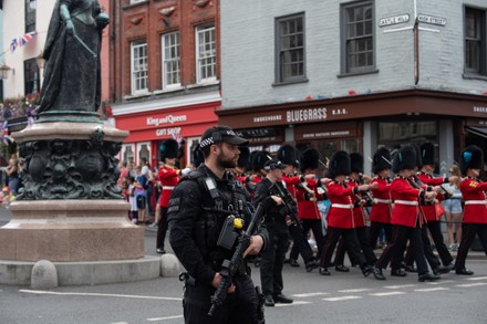 250 British army security guard Stock Pictures, Editorial Images and ...