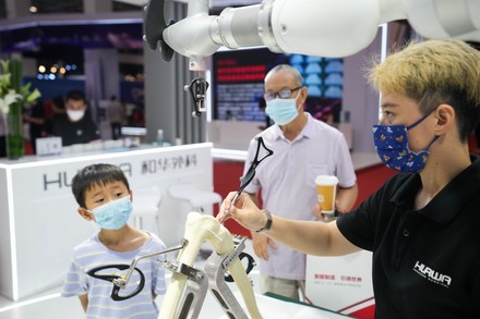 750 Robot staff Stock Pictures, Editorial Images and Stock Photos ...