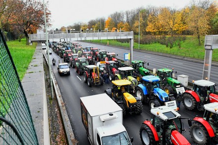 500 French tractors Stock Pictures, Editorial Images and Stock Photos ...