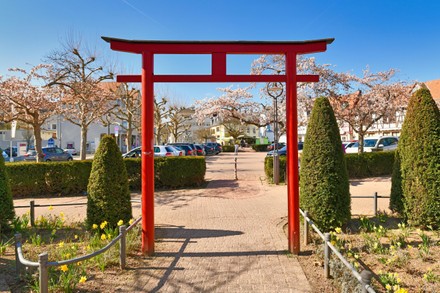 1,000 Japanese gate Stock Pictures, Editorial Images and Stock Photos ...