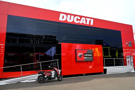 80 Paddock box Stock Pictures, Editorial Images and Stock Photos ...
