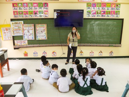 Resumption of School Classes in Manila, Philippines - 22 Aug 2022 Stock ...