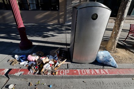 1,000 Garbage cans Stock Pictures, Editorial Images and Stock Photos ...