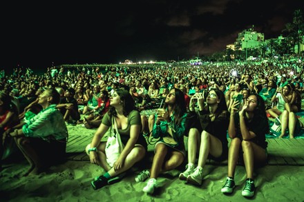 7,000 Fireworks display Stock Pictures, Editorial Images and Stock ...