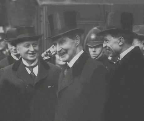 Lord Curzon L Welcomed By Mr Editorial Stock Photo - Stock Image ...