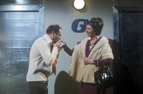 obituary - english character actress damaris hayman Stock Photos ...