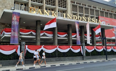 Foreign Tourists Walk Front Bank Indonesia Editorial Stock Photo ...