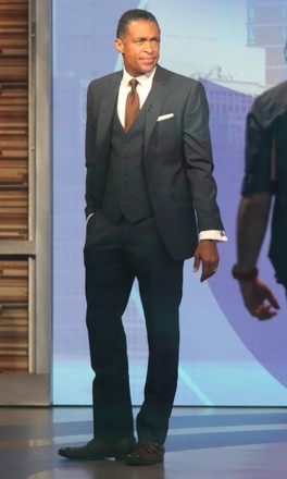 Ginger Zee On Set Good Morning Editorial Stock Photo - Stock Image ...