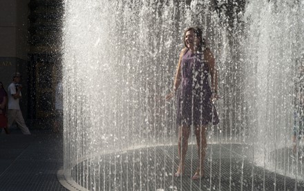Woman Poses Photos Fountains Outside 30 Editorial Stock Photo - Stock ...