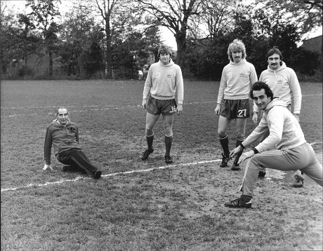 5,000 Soccer football 1970's Stock Pictures, Editorial Images and Stock ...