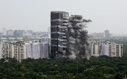 3,000 Demolishes Stock Pictures, Editorial Images and Stock Photos ...