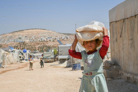 500 Bread distribution Stock Pictures, Editorial Images and Stock ...