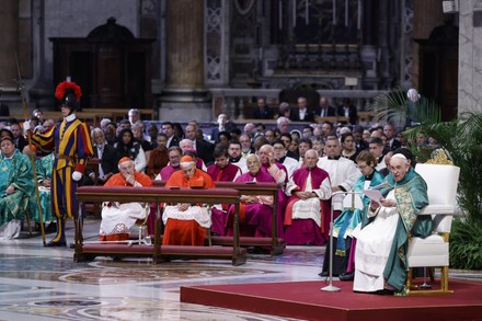 Cardinals Attend Holy Mass St Peters Editorial Stock Photo - Stock ...