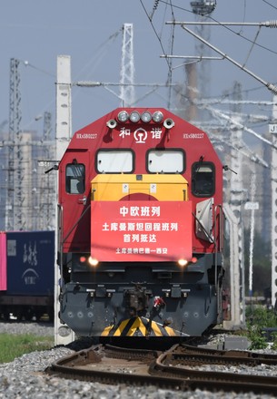 2,000 Loaded train Stock Pictures, Editorial Images and Stock Photos ...