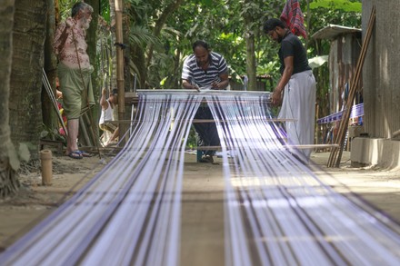 Man Prepares Warp Threads Weaving Traditional Editorial Stock Photo ...
