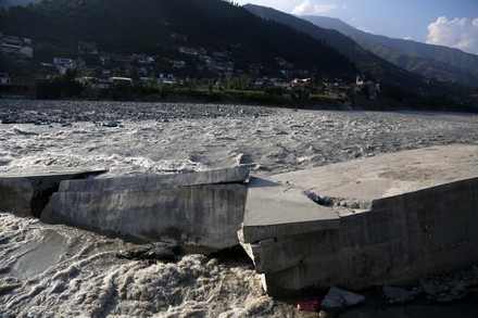 Pakistan Swat Floods Aftermath - 01 Sep 2022 Stock Pictures, Editorial ...