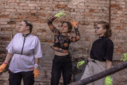 Volunteers Repair Together Group Attending Rave Editorial Stock Photo ...