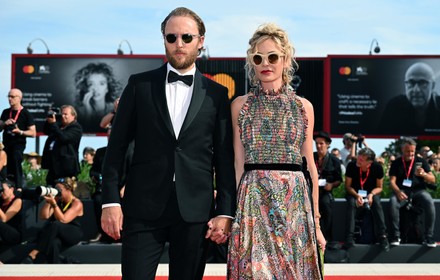 Josh Close L His Wife Us Editorial Stock Photo - Stock Image | Shutterstock