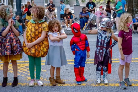 Dragon Con parade returns to downtown Atlanta., USA - 03 Sep 2022 Stock ...