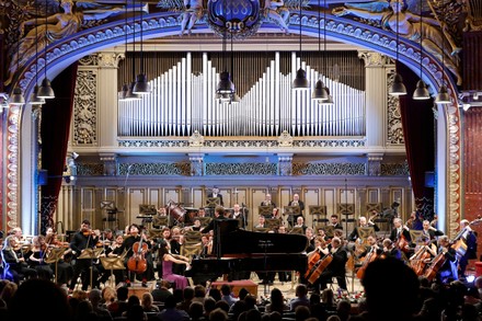 8,000 Gala concert Stock Pictures, Editorial Images and Stock Photos ...