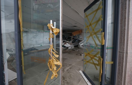 Typhoon Hinnamnor in South Korea, Busan - 06 Sep 2022 Stock Pictures ...