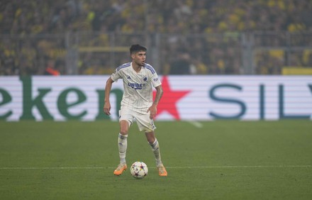 Kevin Diks Fc Copenhagen Controls Ball Editorial Stock Photo - Stock ...