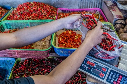 2,000 Basic commodities Stock Pictures, Editorial Images and Stock ...