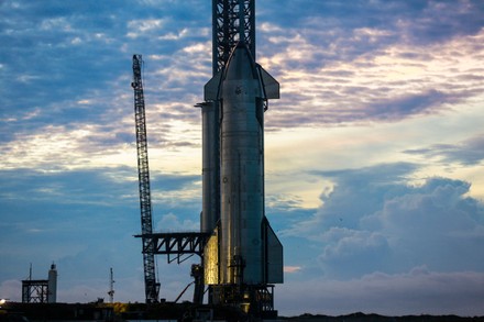 7 Current orbital class starship prototype Stock Pictures, Editorial ...