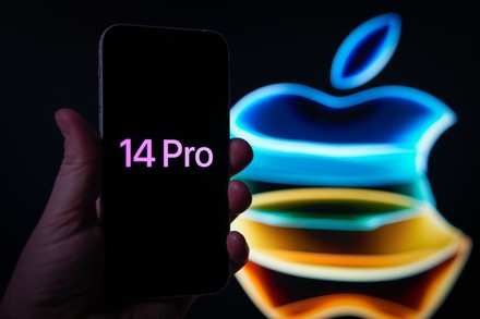 22 Iphone 14 logo Stock Pictures, Editorial Images and Stock Photos ...