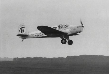 250 Low wing monoplane Stock Pictures, Editorial Images and Stock ...