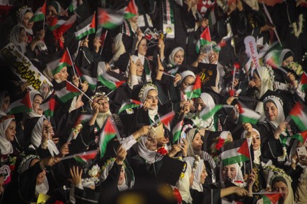 Palestinian Students Attend Their Graduation Ceremony Editorial Stock ...