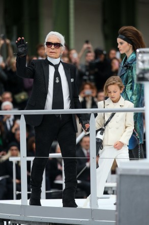 File Photo Karl Lagerfeld Hudson Kroenig Editorial Stock Photo - Stock ...