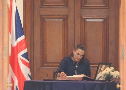 Tribute to the Queen at the UK Embassy in India, New Delhi - 09 Sep ...