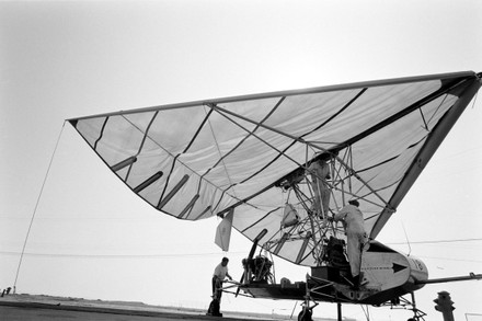 Men Working On Flexible Wing Airplane Editorial Stock Photo - Stock ...