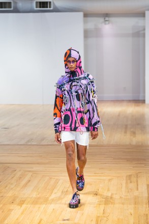 __COUNT__ DEVIATE show, Spring Summer 2023, Haute Couture Fashion ...