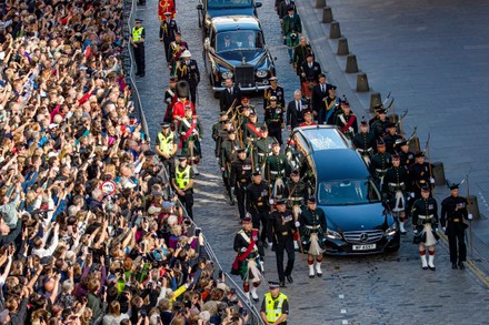 Cortege Carrying Queen Elizabeth Ii Palace Editorial Stock Photo ...