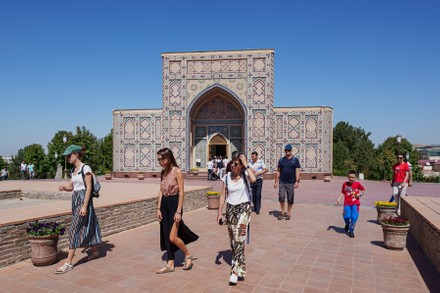 People Visit Ulugh Beg Observatory Samarkand Editorial Stock Photo ...