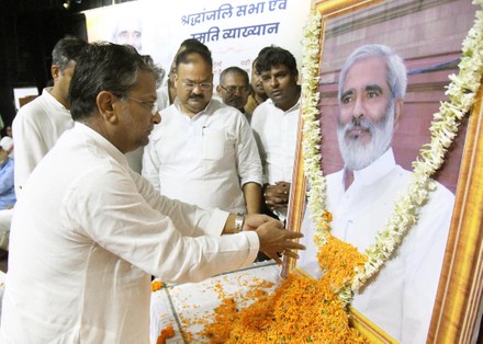 Bihar Minister Alok Mehta Pays Tribute Editorial Stock Photo - Stock ...