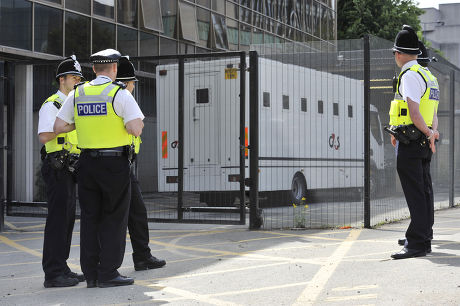 Police Outside Serial Killer Stephen Griffiths Editorial Stock Photo ...