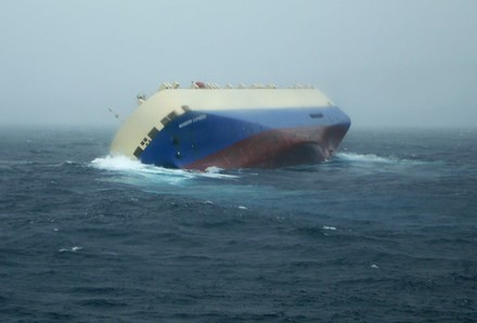 250 Mv express Stock Pictures, Editorial Images and Stock Photos ...