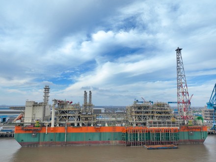 250 Offshore processing Stock Pictures, Editorial Images and Stock ...