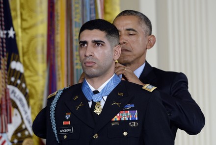 250 Florent groberg Stock Pictures, Editorial Images and Stock Photos ...