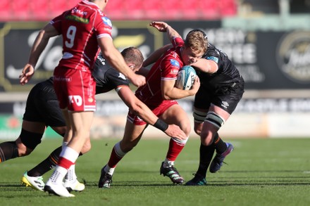 Sam Costelow Scarlets Looks Gap Between Editorial Stock Photo - Stock ...